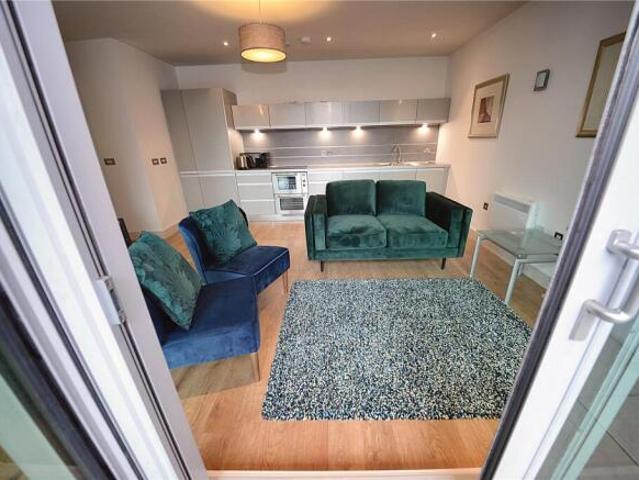 2 bedroom apartment for rent in Watson Street, Manchester, M3