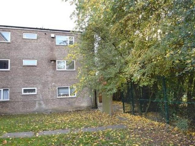 2 bedroom apartment for rent in Wayletts Basildon Essex SS16