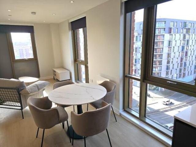 2 bedroom apartment for rent in Weldale Street, Reading, Berkshire, RG1