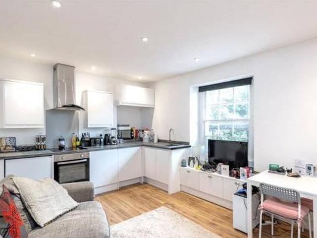 2 bedroom apartment for rent in Wells Road Bath Somerset BA2