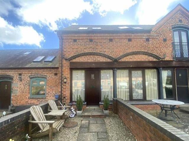 2 Bedroom Apartment For Rent In Welshpool