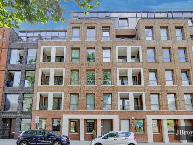 2 bedroom apartment for rent in Wentworth Street, London, E1