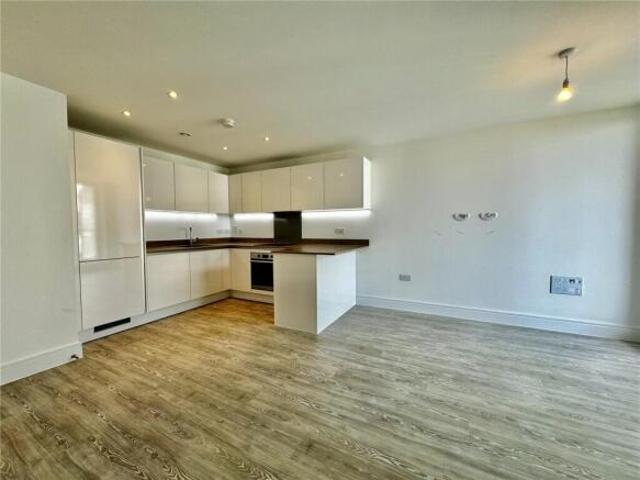 2 bedroom apartment for rent in West Cliff Road, West Cliff, Bournemouth, Dorset, BH2