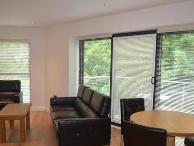 2 Bedroom Apartment For Rent In West Bridgford, Nottingham