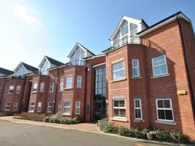 2 Bedroom Apartment For Rent In West Bridgford, Nottingham