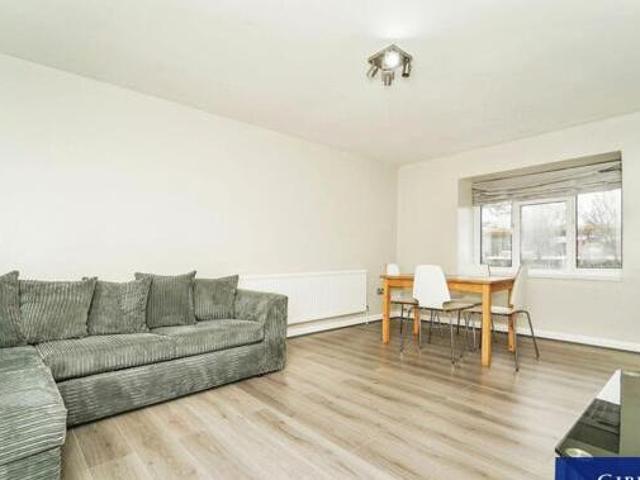 2 Bedroom Apartment For Rent In West Drayton