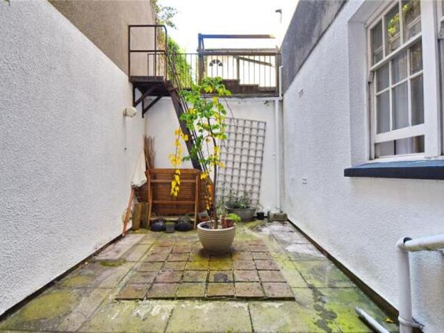 2 bedroom apartment for rent in West Mall, Clifton, Bristol, BS8