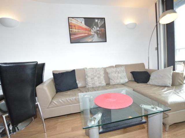 2 bedroom apartment for rent in West Point, Wellington Street, City Centre, LS1