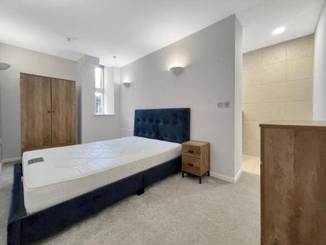 2 bedroom apartment for rent in West Point, Wellington Street, Leeds City Centre, LS1