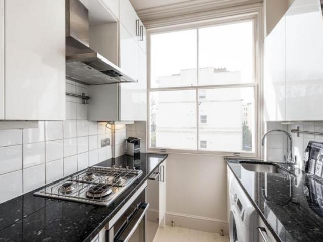 2 bedroom apartment for rent in Westbourne Terrace, Bayswater, London, W2