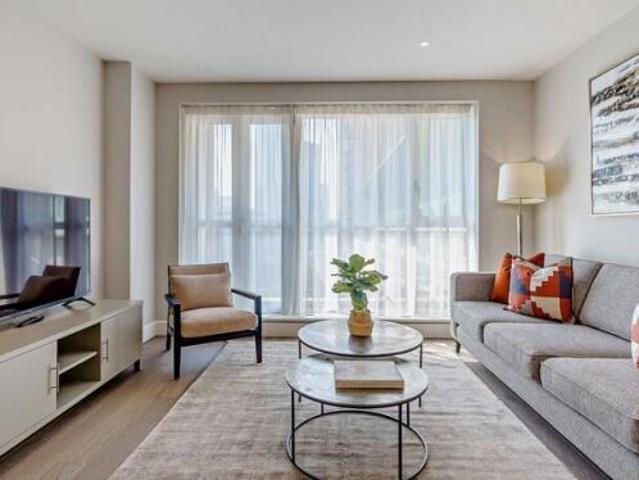 2 bedroom apartment for rent in Westferry Circus, London, E14