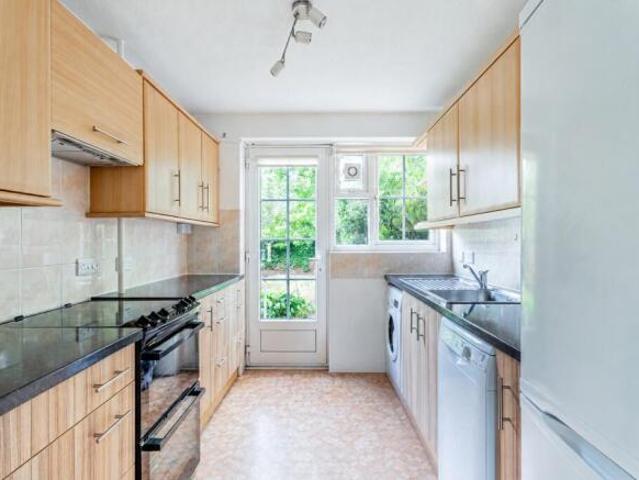 2 bedroom apartment for rent in Westminster Court, St Albans, Herts, AL1