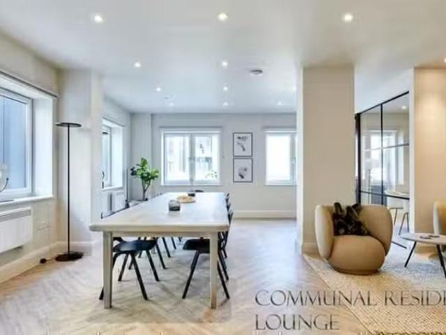 2 bedroom apartment for rent in Wharf Road, Chelmsford, Esinte.