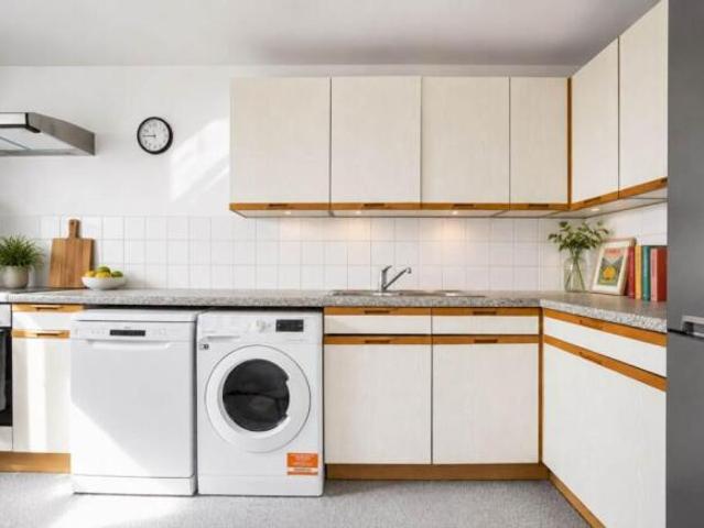 2 bedroom apartment for rent in Whiston Road, Hoxton, E2