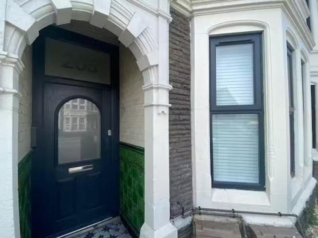2 bedroom apartment for rent in Whitchurch Road, Cardiff, CF14
