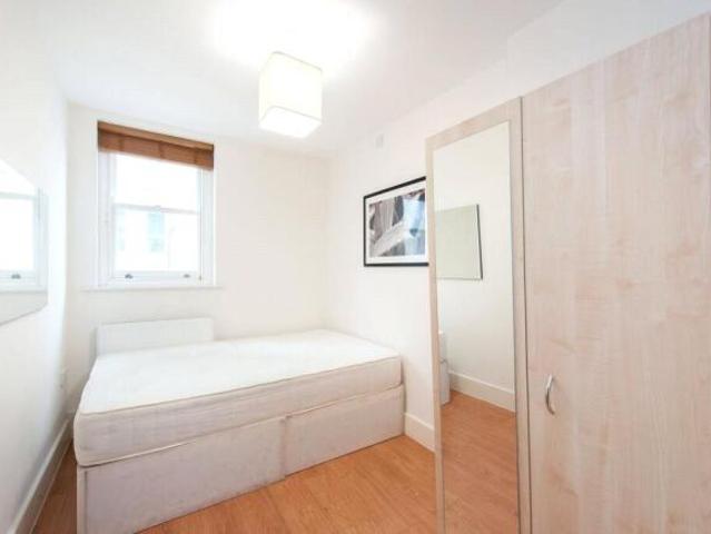 2 bedroom apartment for rent in Whitechapel High Street, Aldgate East, London, E1