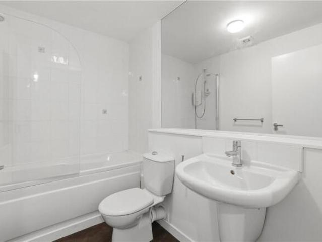 2 bedroom apartment for rent in Whitehill Place, Glasgow, G31