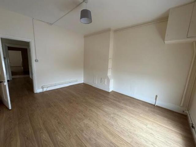 2 bedroom apartment for rent in Willes Road, Leamington Spa, CV32