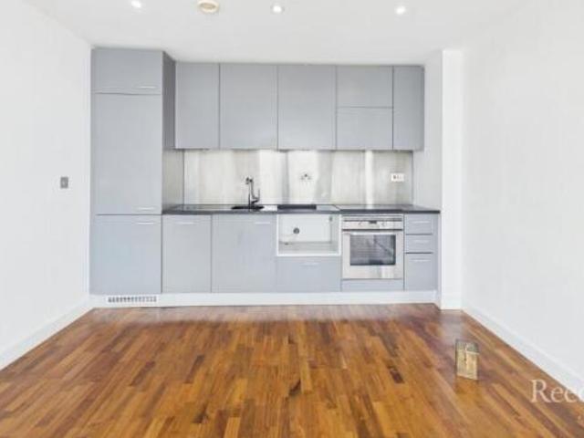 2 bedroom apartment for rent in William Jessop Way, Liverpool, Merseyside, L3