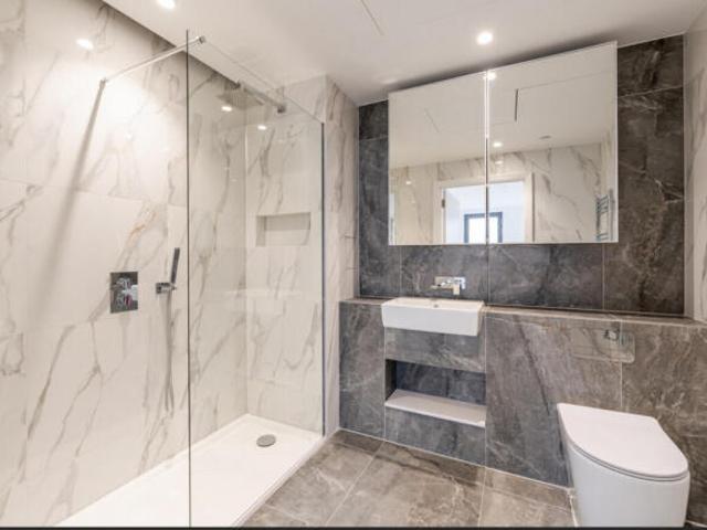 2 bedroom apartment for rent in William Morris Way, London, SW6