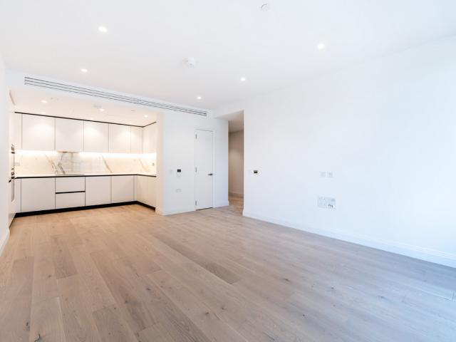 2 bedroom apartment for rent in William Morris Way, London, SW6