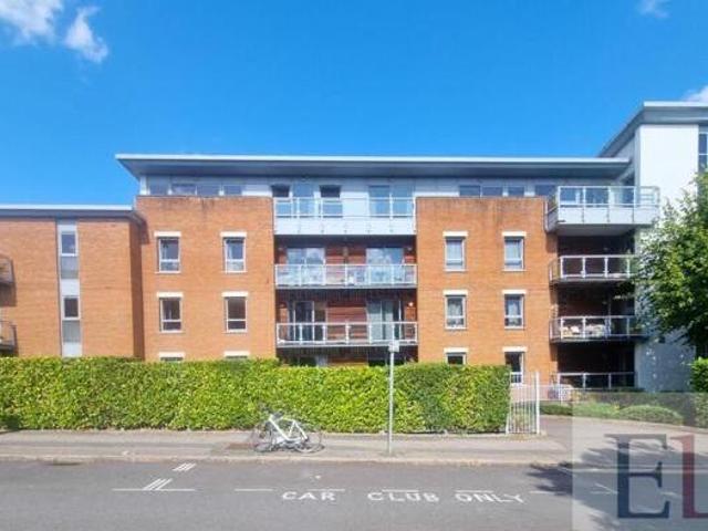 2 Bedroom Apartment For Rent In Wimbledon, London