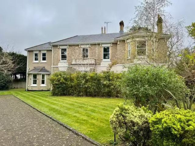 2 bedroom apartment for rent in Wimborne Road, Bournemouth,.
