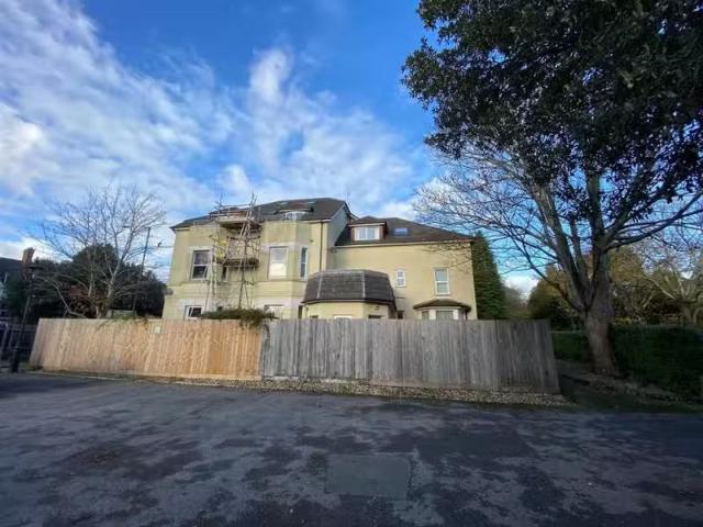 2 bedroom apartment for rent in Wimborne Road, Bournemouth, Do.