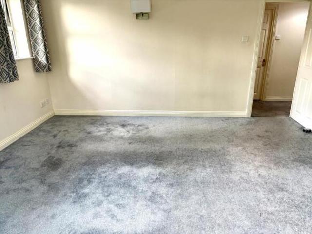 2 bedroom apartment for rent in Winchester Road, SO16