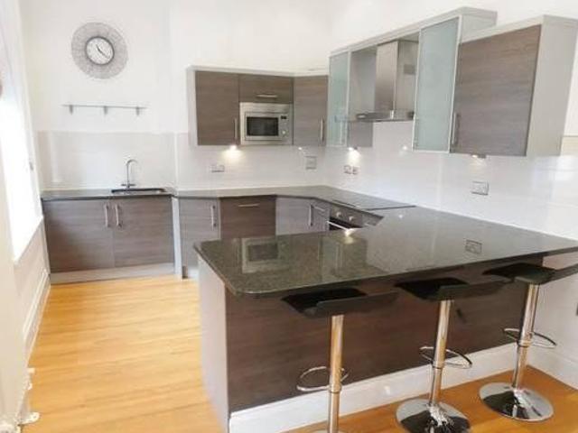 2 bedroom apartment for rent in Winckley Street Preston PR1