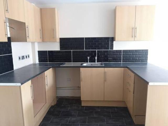 2 bedroom apartment for rent in Windsor Court James Street SK3