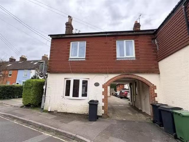 2 bedroom apartment for rent in Windsor Court, Petersfield, GU32
