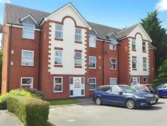 2 bedroom apartment for rent in Windsor Court, Wilson Green, B.
