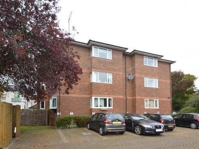 2 bedroom apartment for rent in Windsor Berkshire SL4