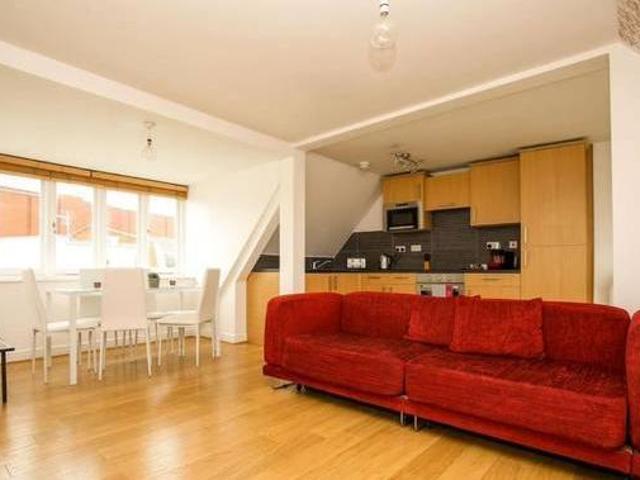 2 bedroom apartment for rent in Windsor SL4 SL4