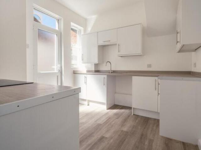 2 bedroom apartment for rent in Wingrove Avenue, Newcastle Upon Tyne, and Wear, NE4 9AH, NE4