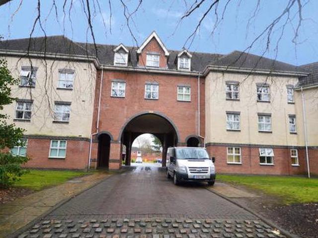 2 bedroom apartment for rent in Wood Court 205 Brooklands Road Brooklands Road M33 3PY M33