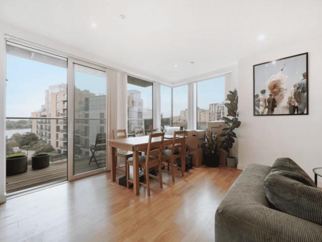 2 bedroom apartment for rent in Woodberry Grove, London, N4