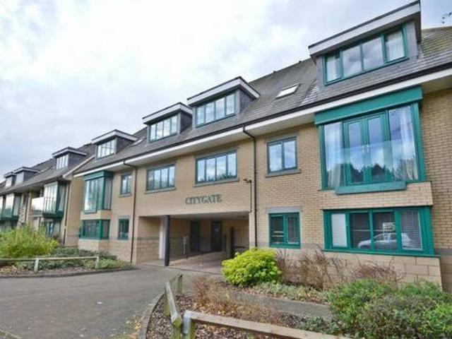 2 bedroom apartment for rent in Woodhead Drive Cambridge CB4