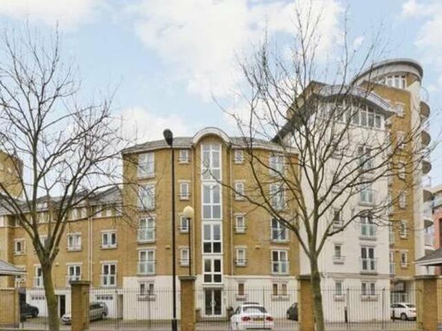 2 bedroom apartment for rent in Woodland Crescent London SE4