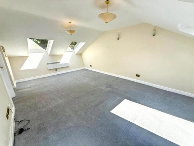 2 bedroom apartment for rent in Woodleigh Hall Mews, Rawdon, Leeds, West Yorkshire, LS19