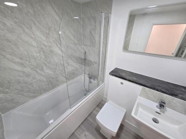 2 bedroom apartment for rent in Woodridge Close, ENFIELD, EN2