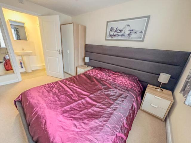 2 bedroom apartment for rent in Woodside Court, Middleton, Leeds, LS10 4US, LS10