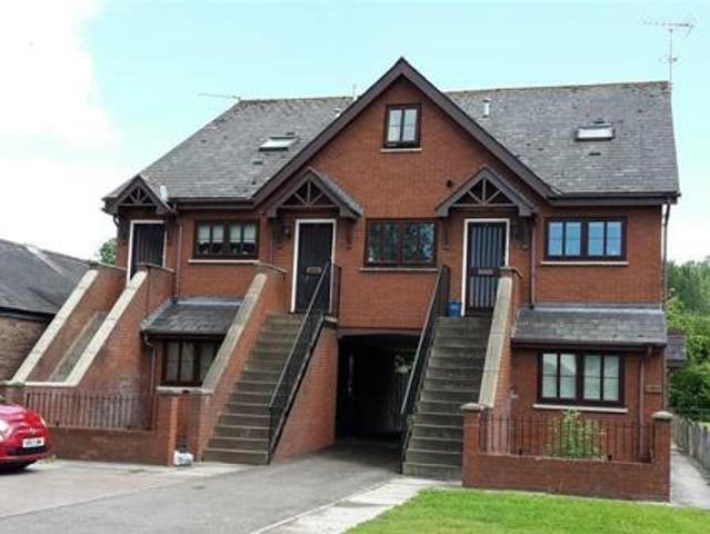2 Bedroom Apartment For Rent In Wonastow Road