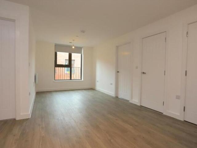2 bedroom apartment for rent in Worrall Street, Salford, M5