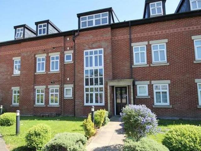 2 bedroom apartment for rent in Worsley View Worsley Road Swinton M27