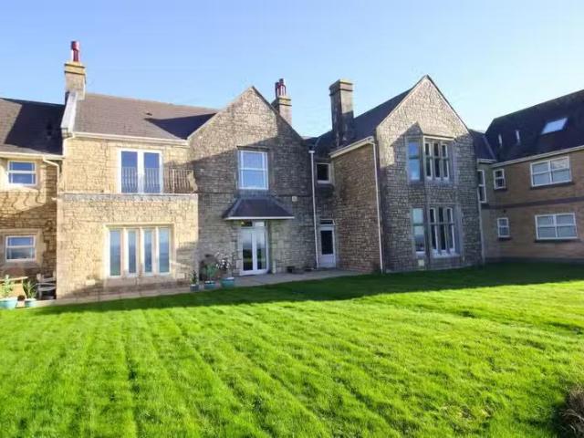 2 bedroom apartment for rent in Y Graig, Ogmore By Sea, CF32 0.