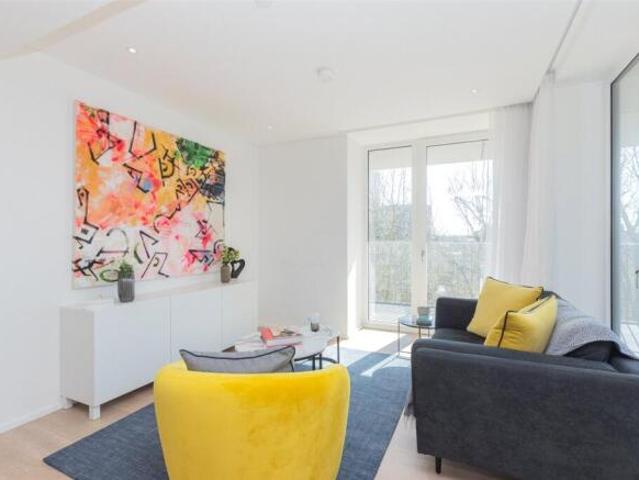 2 bedroom apartment for rent in York Place, London, SW11