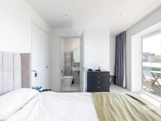 2 bedroom apartment for rent in York Way, Kings Cross, London, N7