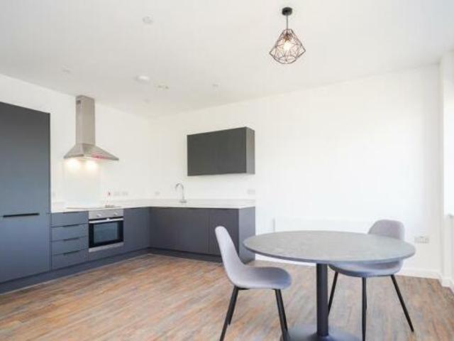 2 Bedroom Apartment For Rent In Young Street